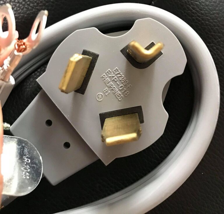 [海外コンセント] アメリカ 200Vコンセントの形状｜あき WBL